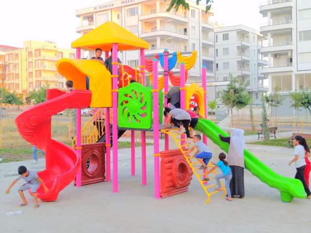Ghana Outdoor playground plastic - Playsan United Kingdom